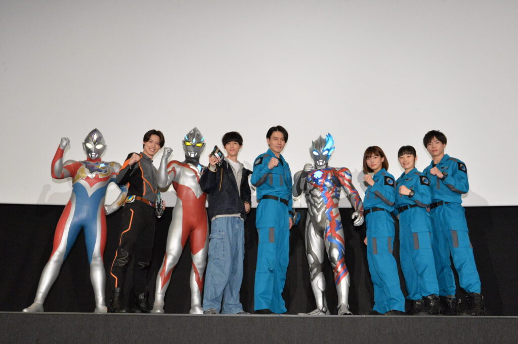 ULTRAMAN BLAZAR THE MOVIE Grand Finale! The Baton of the Light is ...